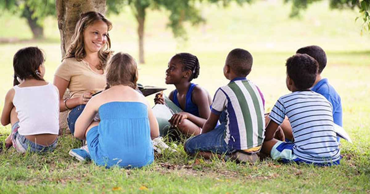 BCA Life - Waktu yang Terbaik untuk Berbuat Baik Bagi Sesama